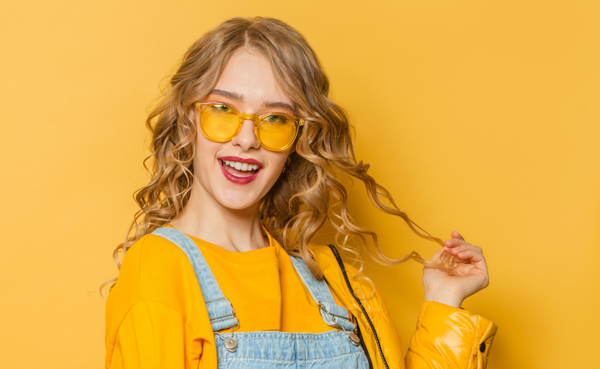 Straight Talk! Our Candid Review of the Dyson Airstrait Straightener: – LOHY.